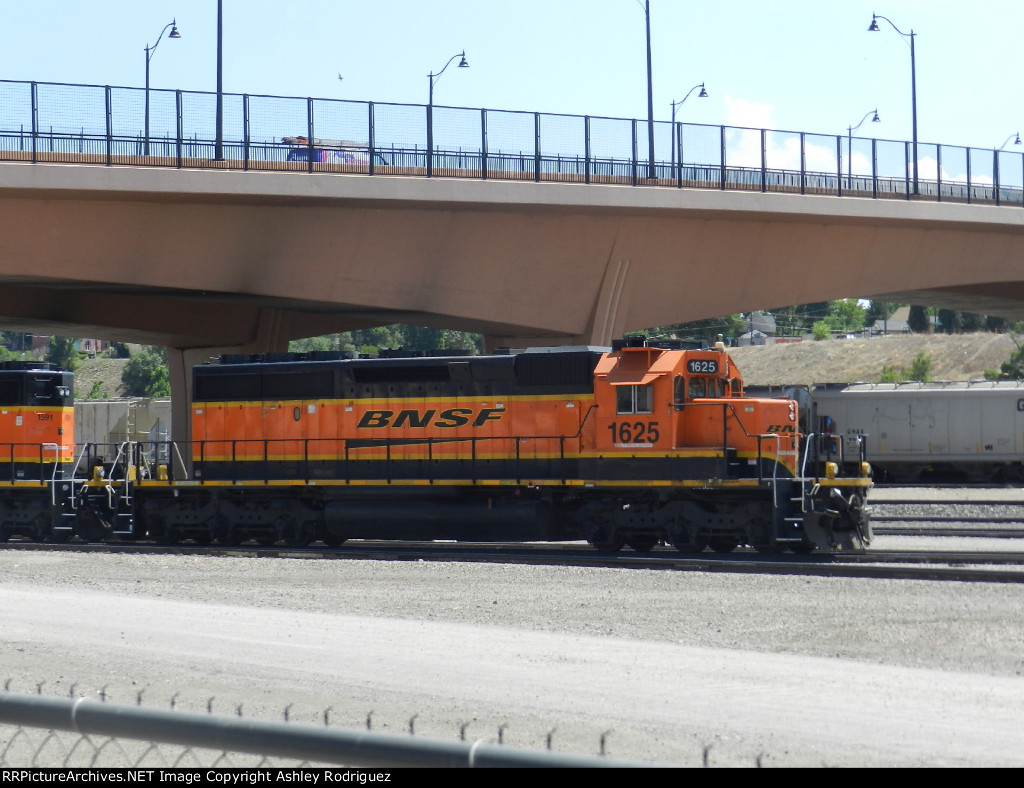 BNSF 1625